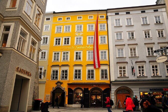 Salzburg Old Town Highlights Private Walking Tour - Practical Details and Tips