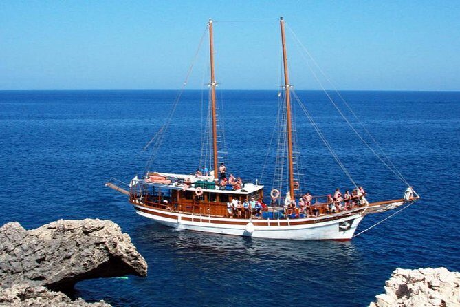 San Antonio Crystal Sea Cruise from Protaras - FAQs