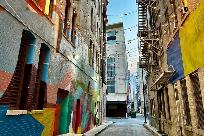 San Antonio Downtown Twilight Art Tour - An In-Depth Look at the San Antonio Downtown Twilight Art Tour