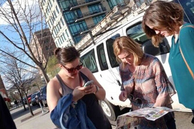 San Antonio Texas Bar Crawl: Drinks Up in San Antonio! - Exploring San Antonio with the Lets Roam Bar Crawl