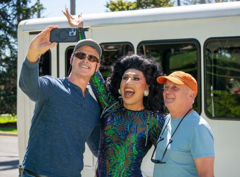 San Diego: Hillcrest Drag Queen 5 Bar Crawl with Shots - Key Points