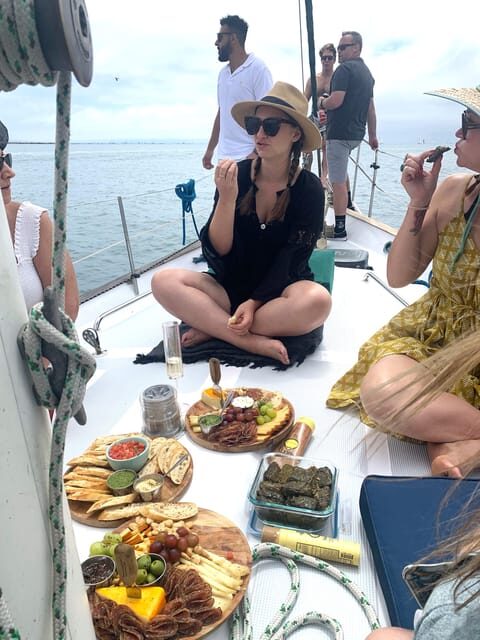 San Diego: Private Sailing Cruise with Optional Extras - Who Should Consider This Tour?