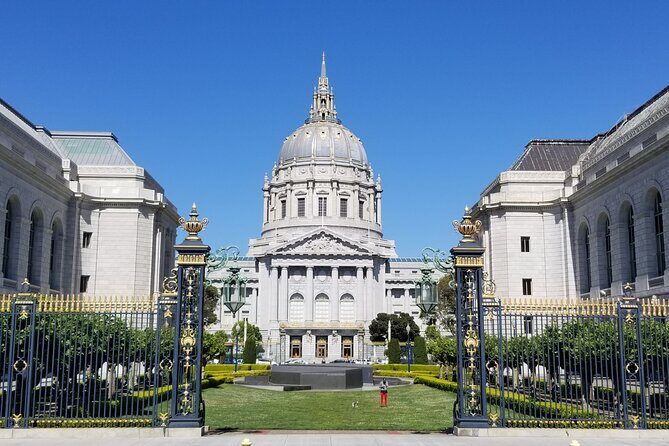 San Francisco City Small Group Morning Tour - Top Neighborhoods and Landmarks