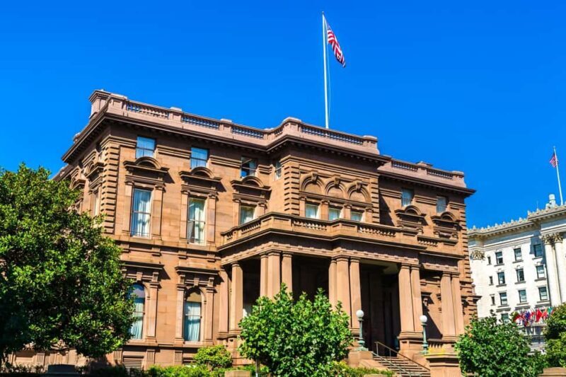 San Francisco: Downtown Highlights Private Walking Tour - Price and Value