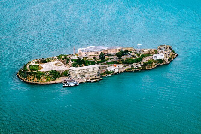 San Francisco Sightseeing Bay Cruise Tour with Alcatraz Views - Discover San Francisco from the Water: A Detailed Look at the Bay Cruise Tour with Alcatraz Views
