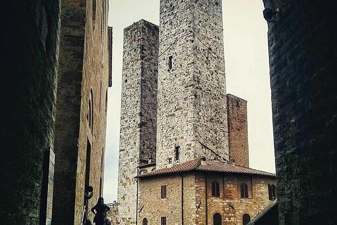 San Gimignano and Volterra Tour by Private Luxury Van - An In-Depth Review of the Tour Experience
