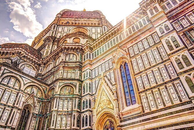 San Gimignano and Volterra Tour by Private Luxury Van - FAQ