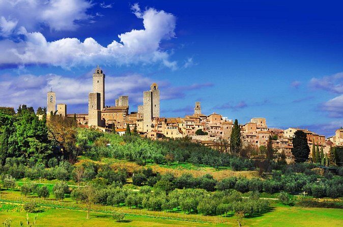 San Gimignano and Winery Experience with Light Lunch from Lucca - FAQ
