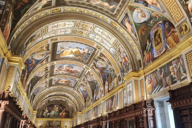 San Lorenzo de El Escorial Monastery Private Tour - Key Points