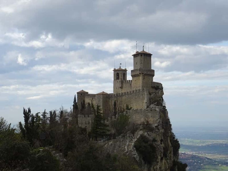 San Marino: Private Historical City Center Walking Tour - Who Should Consider This Tour?