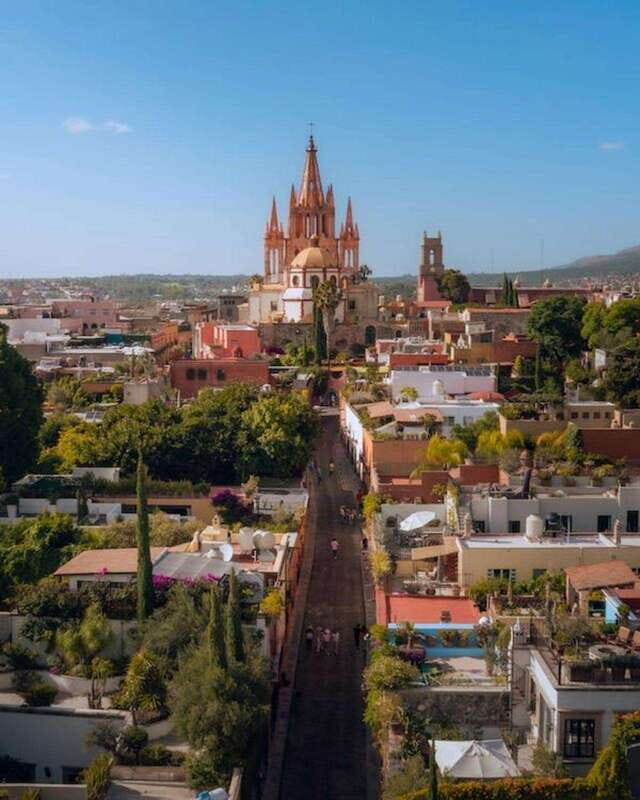 San Miguel de Allende Tour: A Colonial Town Plus Queretaro - First Impressions: A Day of Discovering Mexico’s Colonial Gems
