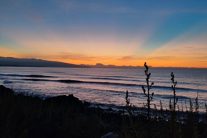 San Miguel: Sunset Boat Tour  Golden Light, Cliffs & Caves - Key Points