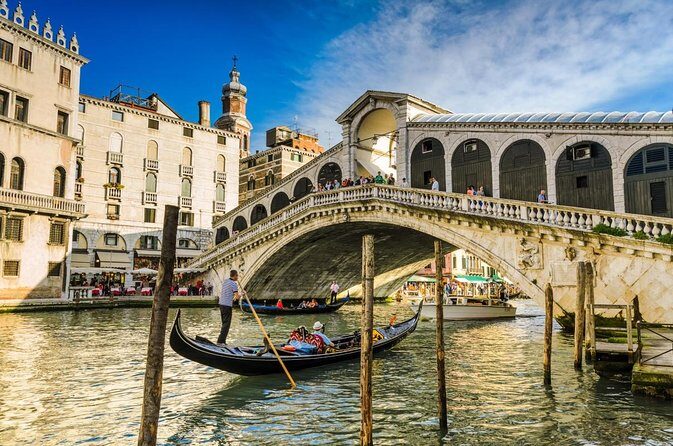 San Polo, Rialto & Frari: 2-Hour Private Walking Tour in Venice - Key Points