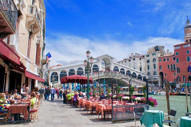San Polo, Rialto & Frari: 2-Hour Private Walking Tour in Venice - A Detailed Look at the Experience