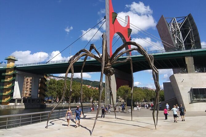 San Sebastian, Bilbao & Guggenheim Tour from Biarritz - FAQs