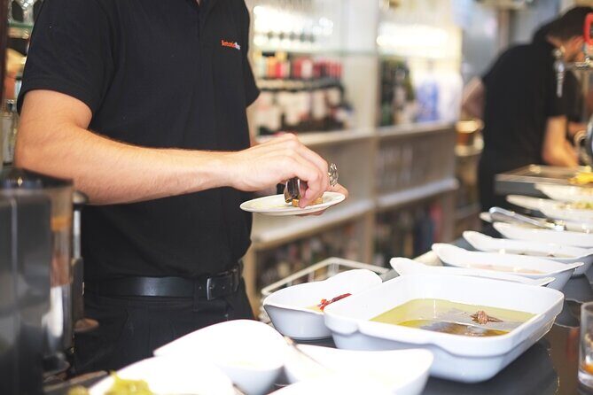 San Sebastian Evening Pintxo Tour with Wine - The Final Bar and Independent Exploration