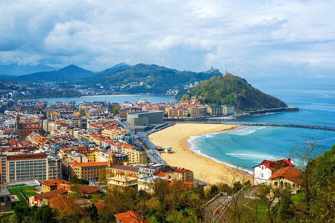 San Sebastian Historic Walking Tour in Small Group - Who Should Book This Tour?