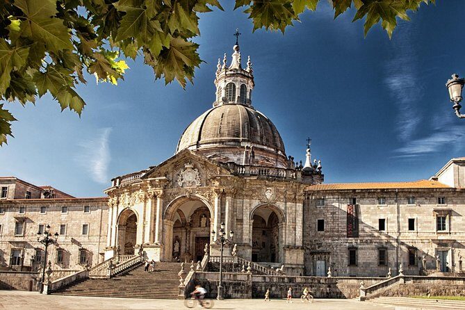 San Sebastián, Loyola Sanctuary & Getaria Day Trip from Bilbao - Transportation and Group Size: Comfort and Intimacy