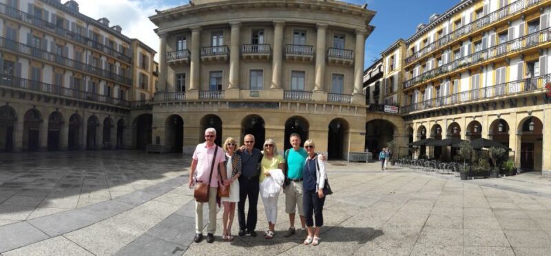 San Sebastian: Private Walking Tour w/ Panoramic Views - What You Get and What You Might Need to Arrange