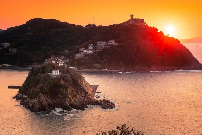 San Sebastian Scavenger Hunt & Highlights Self Guided Audio Tour - The Sum Up