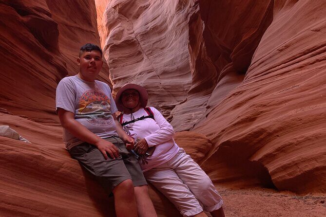 Sand Dune Canyon Tour through Antelope Canyon - In-Depth Review of the Sand Dune Canyon Tour