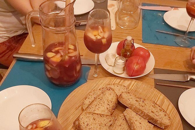 Sangria Cultural Workshop with Tapas - FAQ