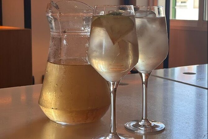 Sangria Tasting Experience - The Drinks: Four Different Sangria Styles