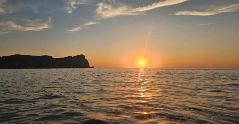 Sant Elm: Guided Kayak Sunset Tour with Picnic in a Cove - Key Points