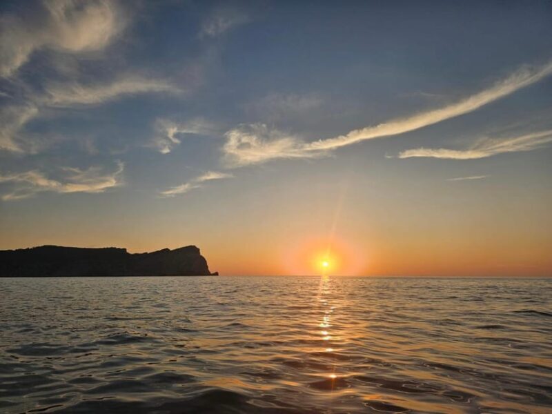 Sant Elm: Guided Kayak Sunset Tour with Picnic in a Cove - Practical Tips for Booking and Enjoying the Tour