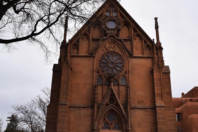 Santa Fe Deep Dive History Walking Tour - Key Points