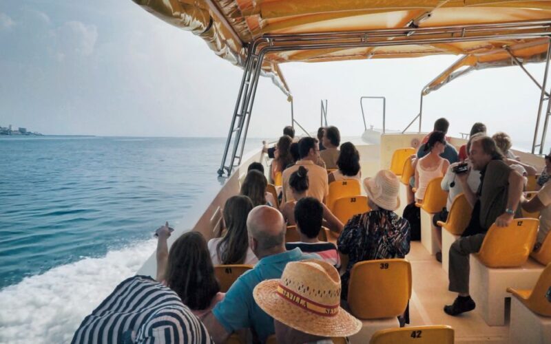 Santa Pola: Return Taxi Boat Ticket to Tabarca Island - The Experience: What You Can Expect