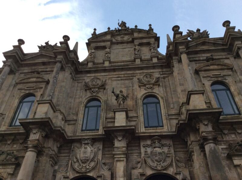 Santiago de Compostela Cathedral: Tickets and Private Tour - FAQ