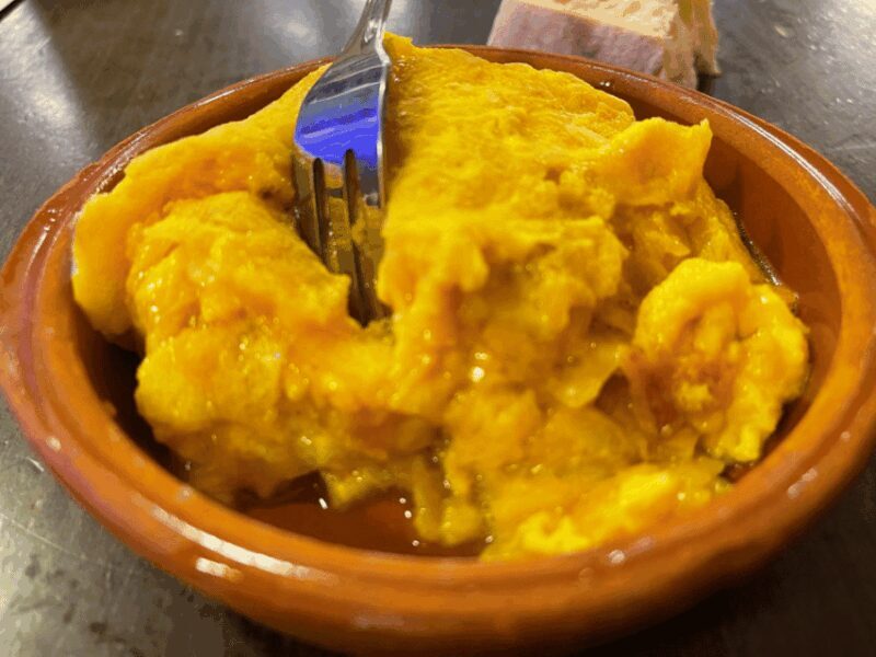 Santiago de Compostela: City tour and typical galician meal - Logistics and Practical Details