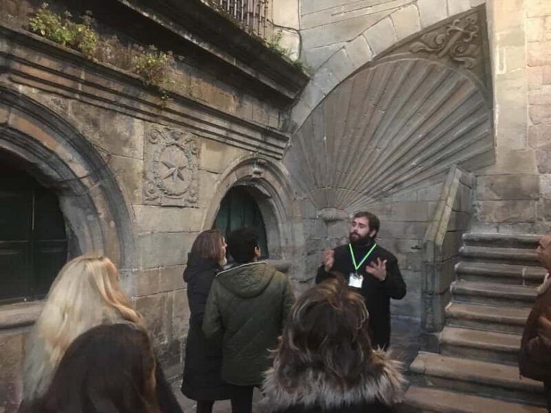 Santiago de Compostela: Night tour "Secrets of Compostela". - Key Points