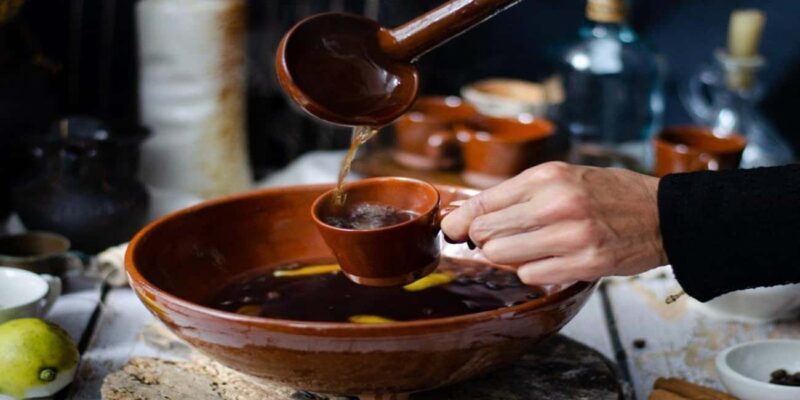 Santiago de Compostela: Queimada Experience Show and Tasting - Exploring the Santiago de Compostela: Queimada Experience Show and Tasting