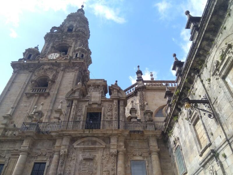 Santiago de Compostela & Valença - Private tour from Porto - Who This Tour Is Best For