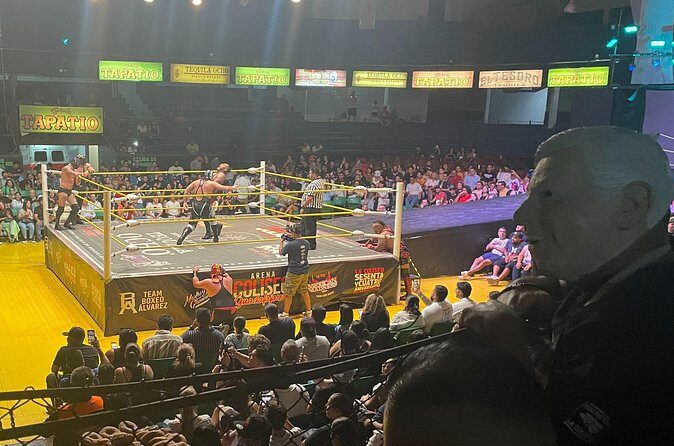 Santo Ring Guadalajara Lucha Libre Experience - The Experience: Atmosphere, Crowd, and Authenticity