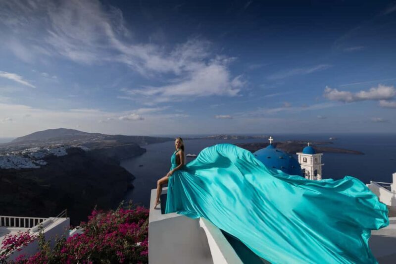 Santorini 1-Hour Private Flying Dress Photoshoot Blue Domes - Who Is It Best For?