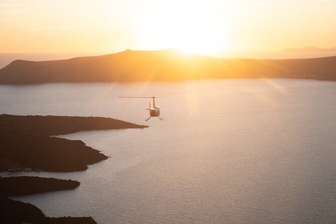 Santorini 360: Helicopter Ride, Must-See Sights & Wine Tasting - Key Points