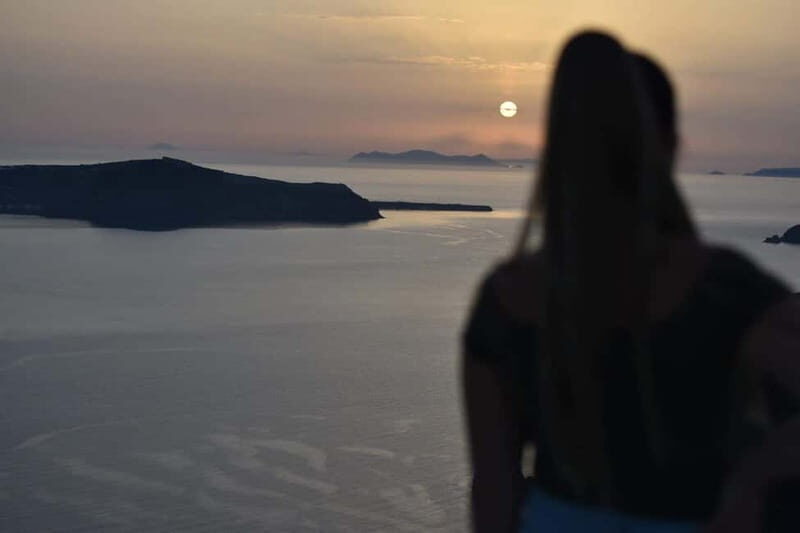 Santorini: 5 Hour Private Tour in Santorini with a Local - Who Would Love This Tour?