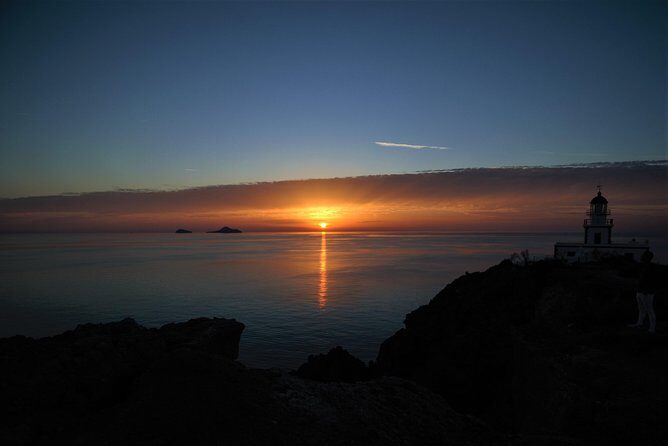 Santorini 6 Hour Private Custom Tour With a Local Driver - FAQs