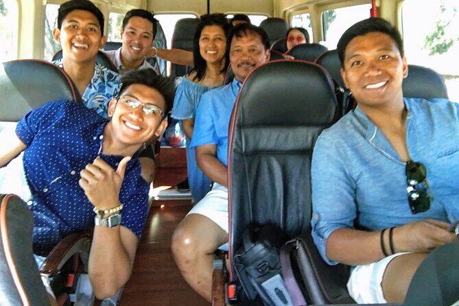 Santorini Arrival Transfer & Travel Services - Detailed Review of the Santorini Arrival Transfer Service