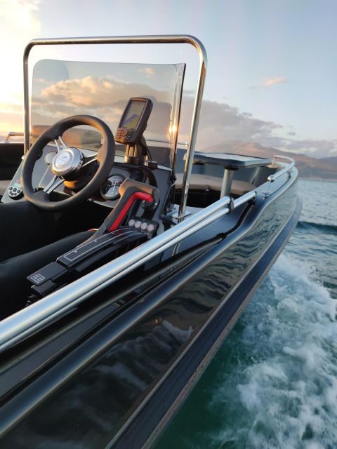 Santorini Boat Cruise -License Free- - Who Will Love This Experience?