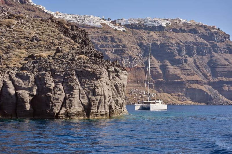 Santorini: Caldera Classic Catamaran Cruise w/ Meal & Drinks - Who Should Consider This Cruise?