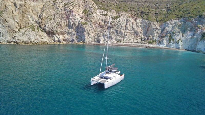 Santorini: Caldera Luxury Catamaran Cruise w/ Meal & Drinks - Who Should Consider This Tour?