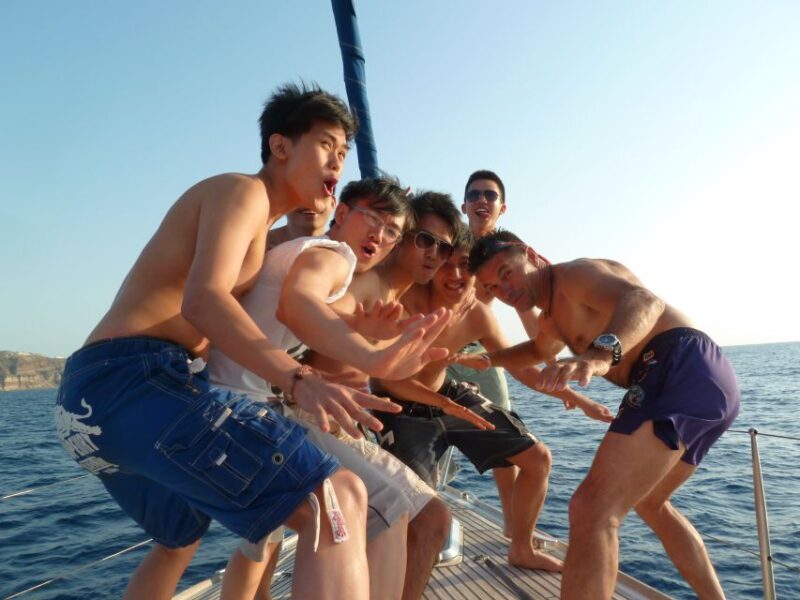 Santorini Caldera: Morning Sailing Cruise with Meal - Who Will Love This Tour?