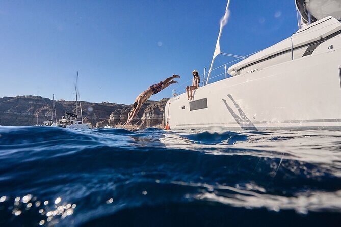 Santorini: Caldera Private Catamaran Cruise with Meal & Drinks - FAQ