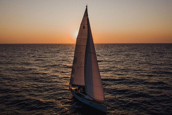 Santorini Caldera Private Sailing Boat Cruise - Who Will Love This Experience?