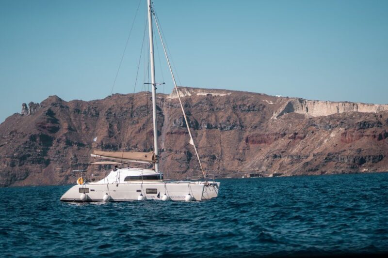 Santorini: Catamaran Caldera Cruise with Meal and Drinks - To sum it up