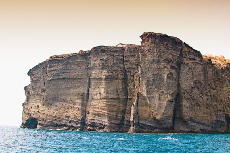 Santorini: Day Cruise with Meal & Open Bar - Exploring the Itinerary: What You Can Expect